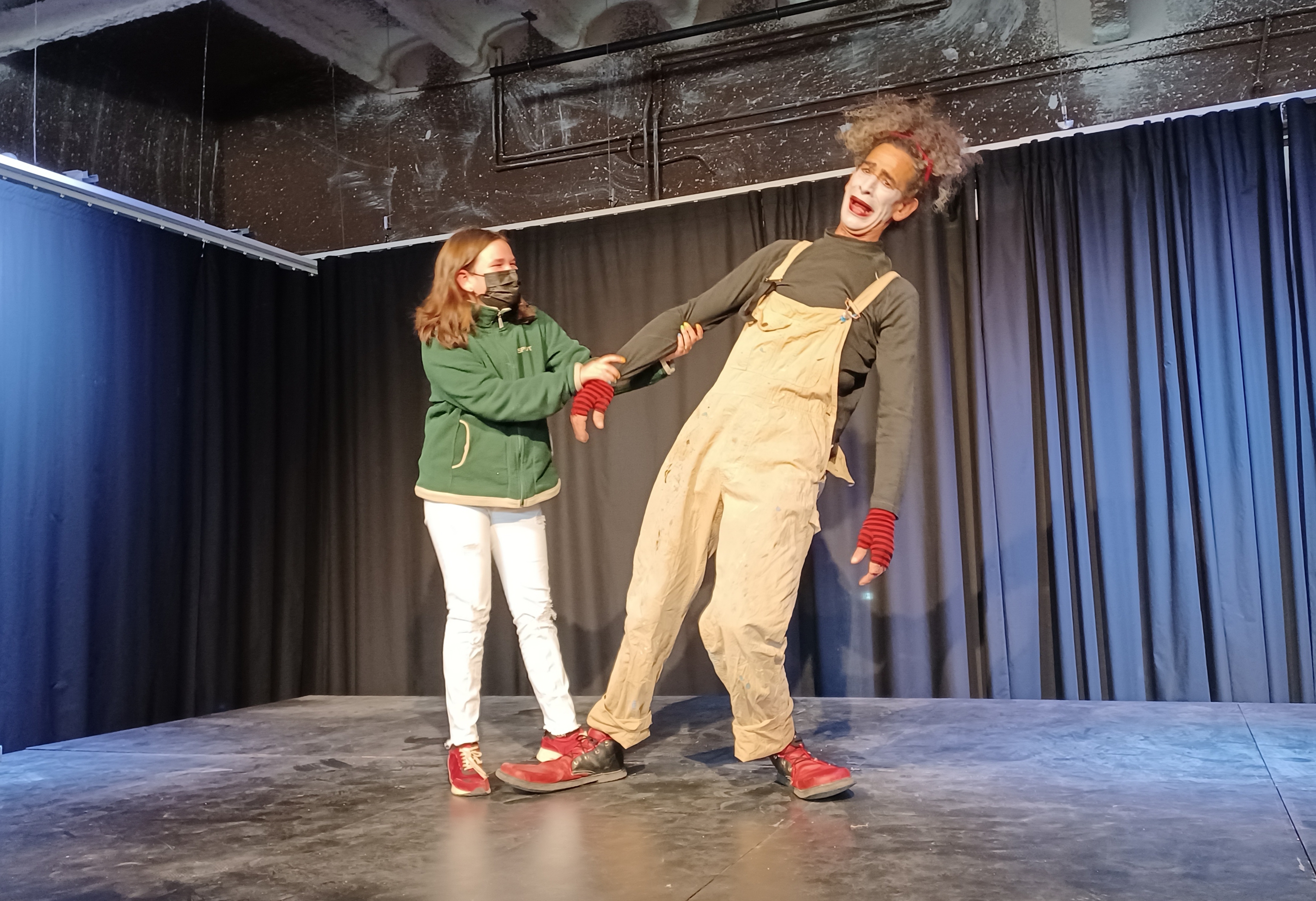 S’inaugura una mostra de Karlos Mayet